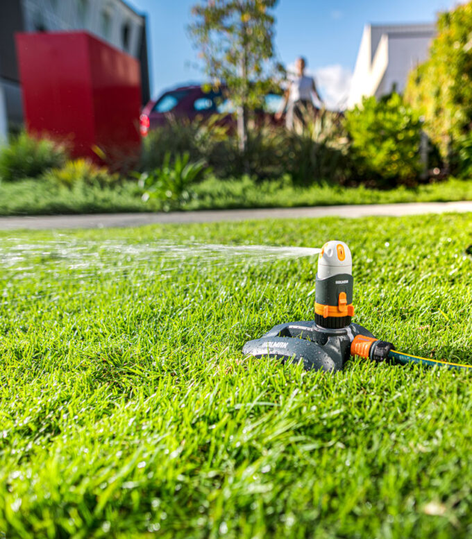 Turbine Powered Gear Drive Sprinkler - Holman Industries