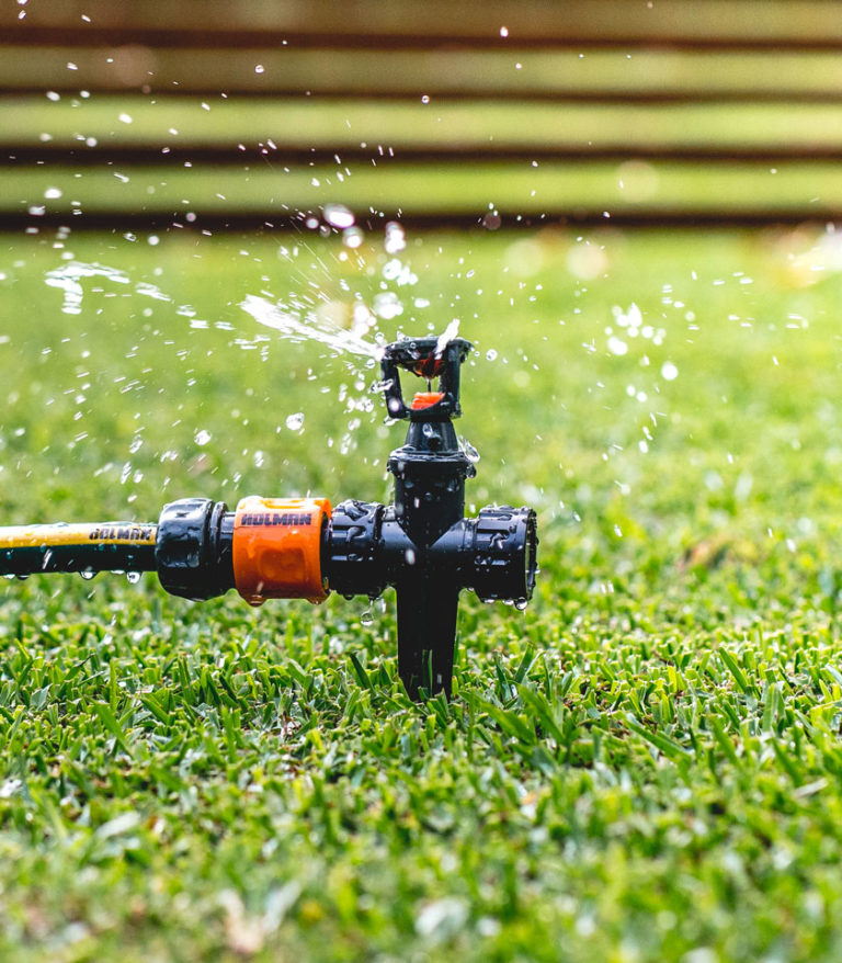 Solid Metal Travelling Sprinkler - Holman Industries
