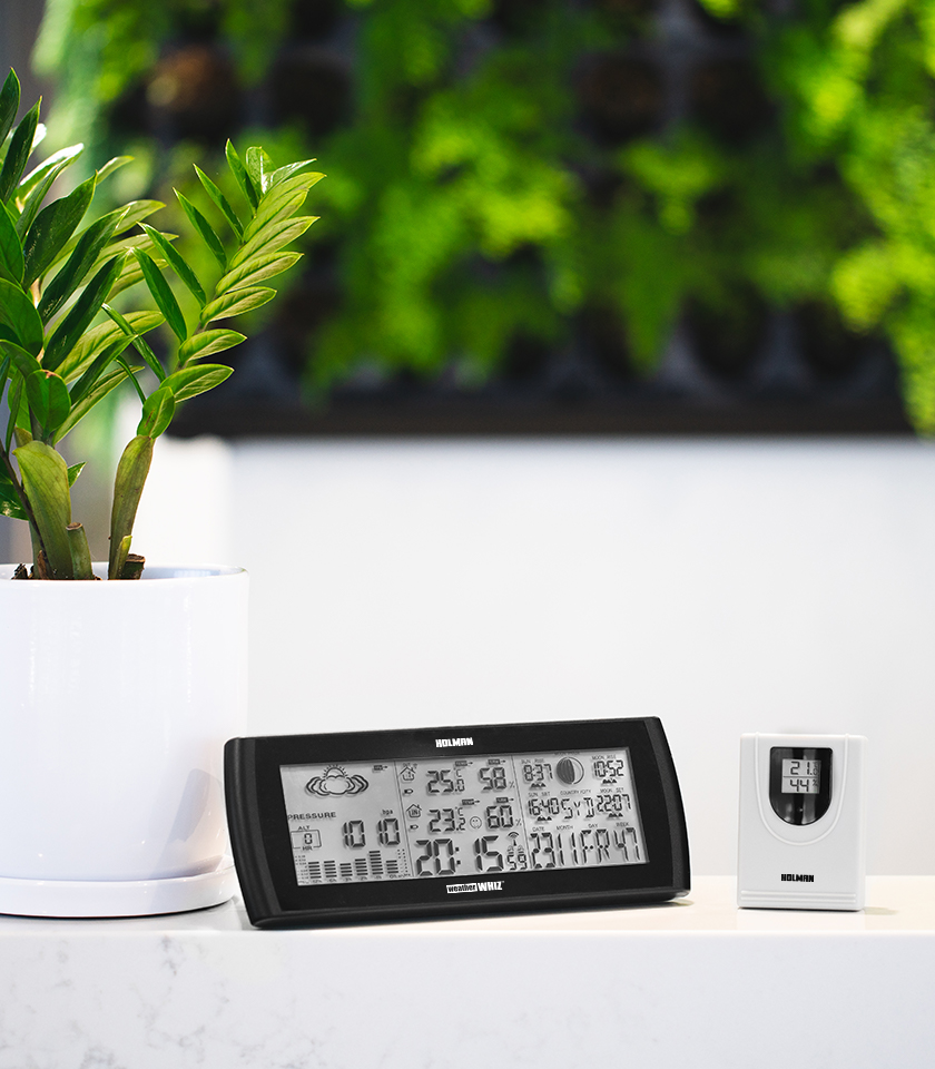 Weather Stations, Rain Gauges, Thermometers - Holman Industries