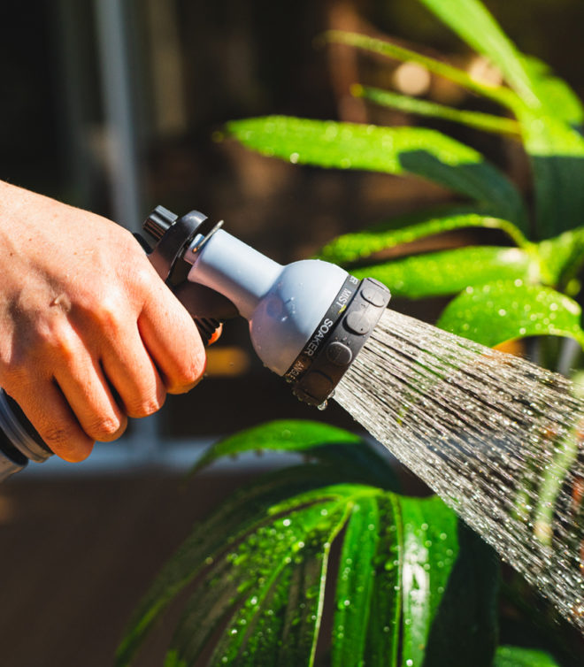 QuikMix™ Spray Gun - Holman Industries