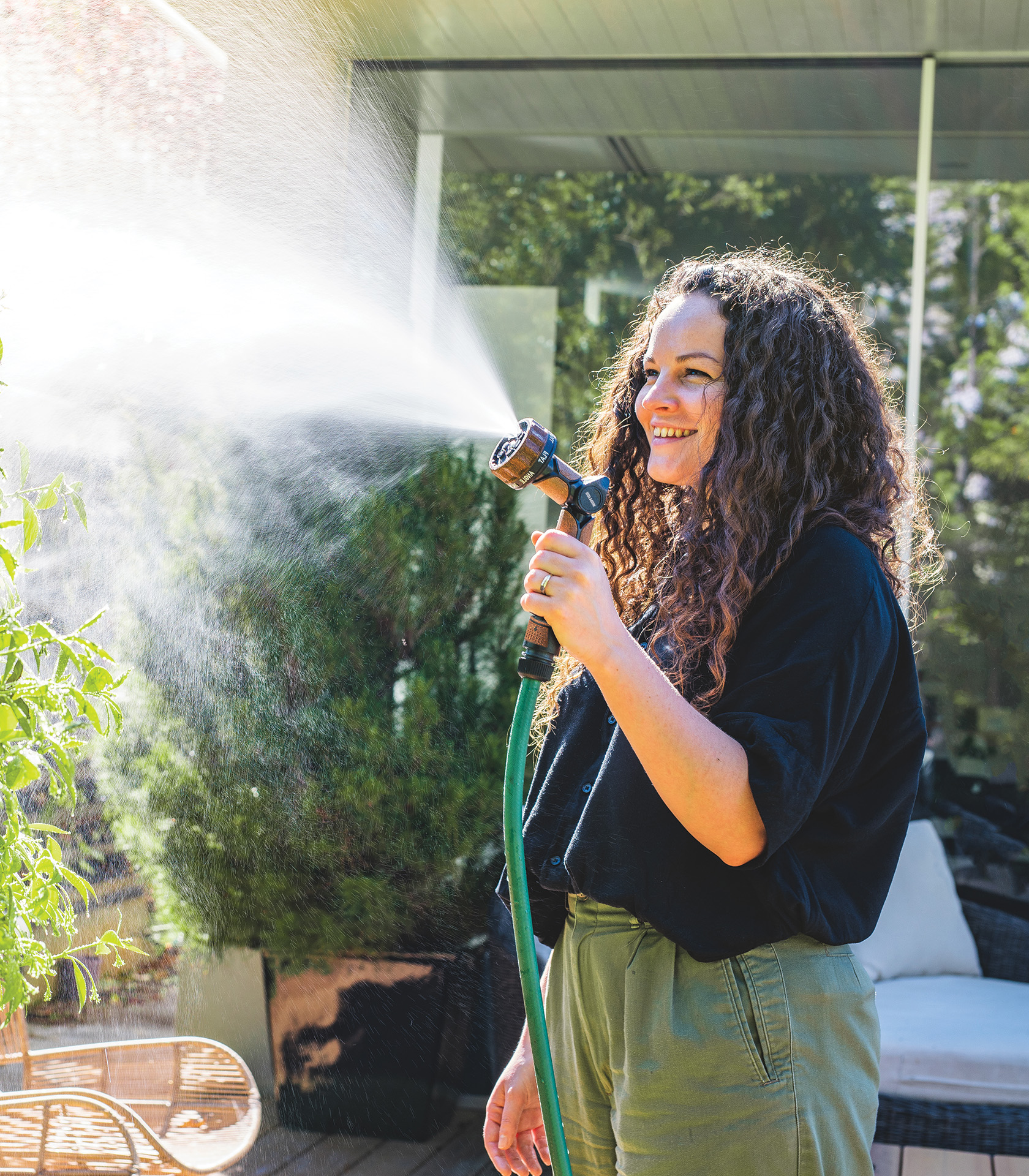 12mm BioGrip™ 8× Function Spray Gun with Thumb Control - Holman Industries