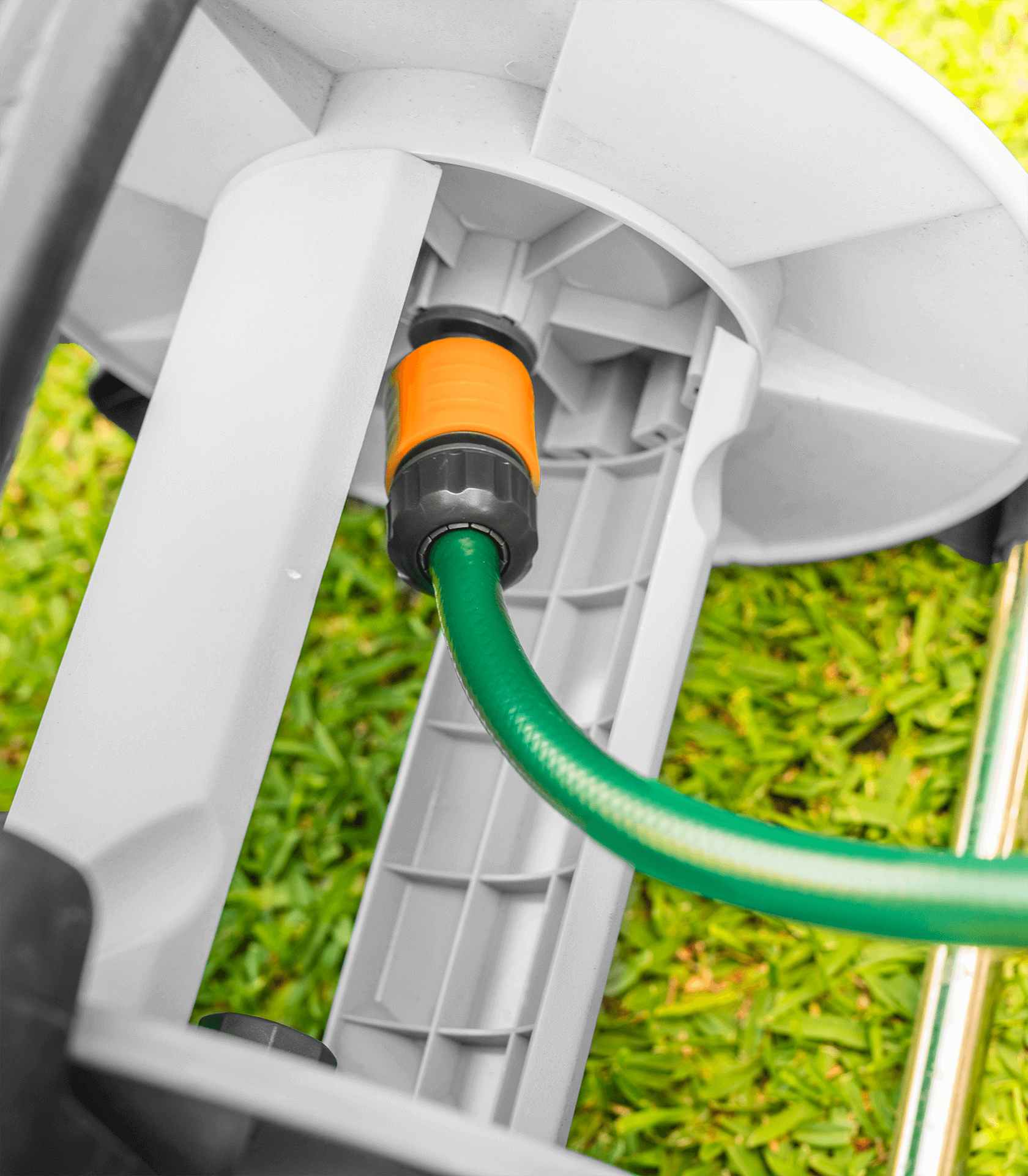 Ready-to-Assemble Hose Reel with Wall Bracket - Holman Industries