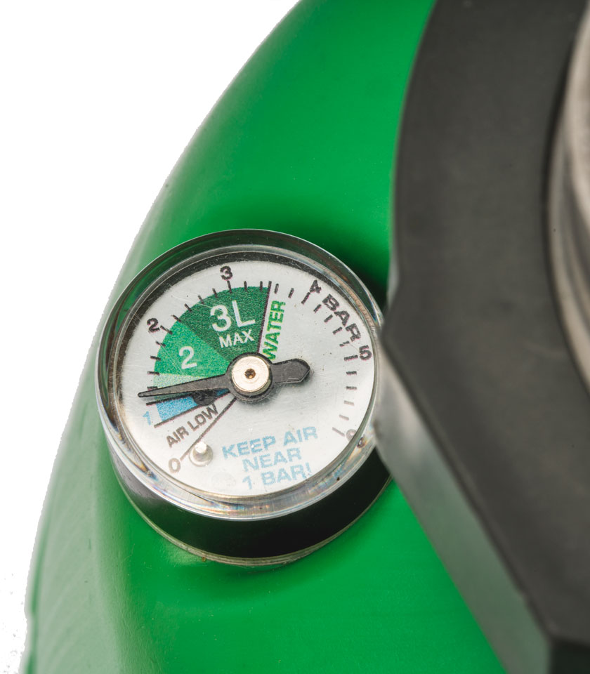 EzySpray® 3L Pump-Free Garden Sprayer - Holman Industries